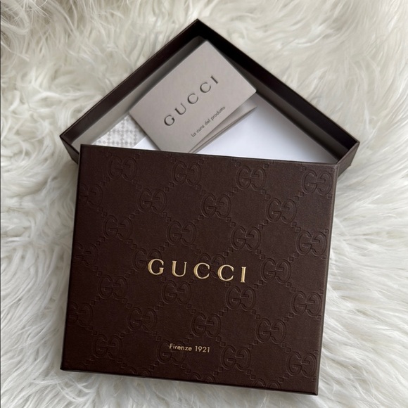 Gucci | Accessories | Gucci Embossed Chocolate Box With Gold Logo ...